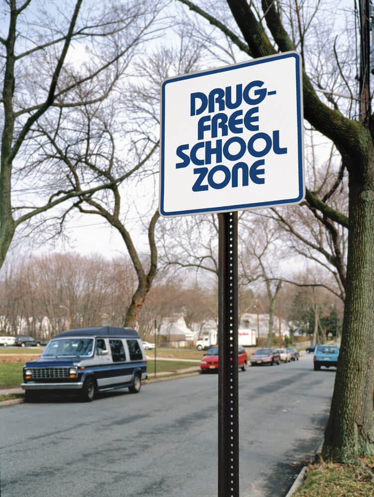 Does the New DARE Program Work? | American Addiction Centers